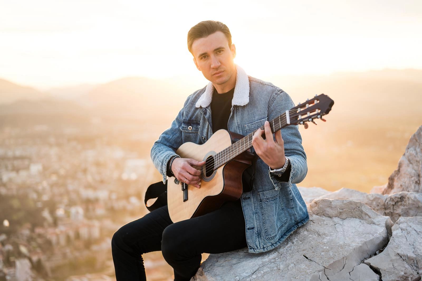 Mislav Ramljak objavio novu autorsku pjesmu „Jahve Kralj“ | Dnevni.ba