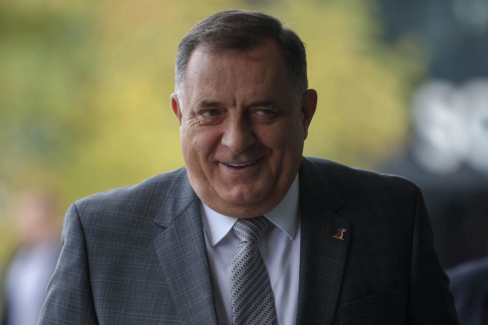 Dodik se ponovno smije u lice infantilnoj 'trojci', ali i pravosuđu ...