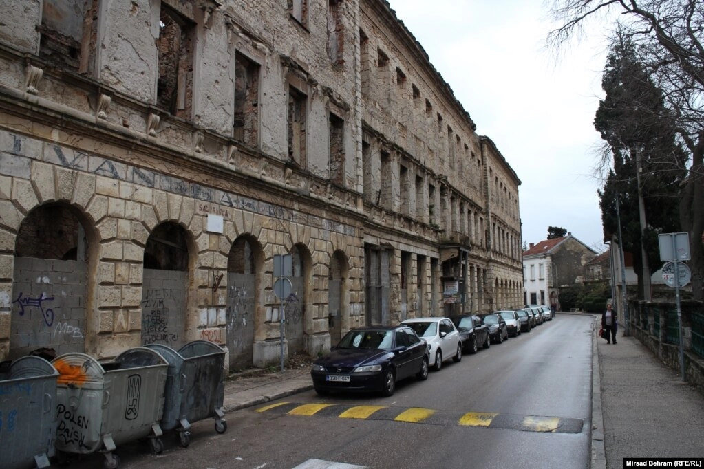 MOSTARSKE RUŠEVINE Vlast 30 godina nesposobna riješiti ruševine u ...